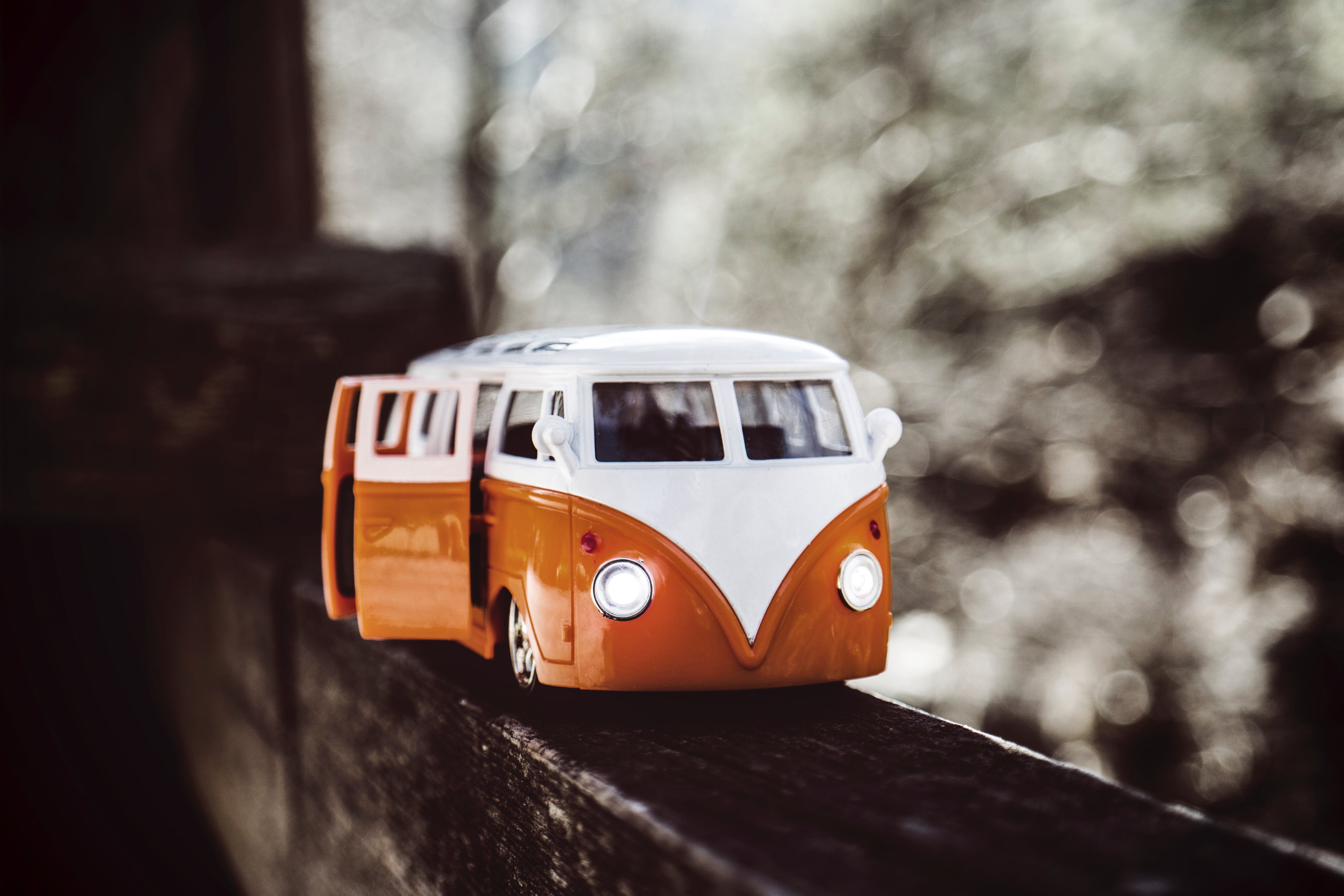 How Does Van Leasing Work? | LeaseLoco
